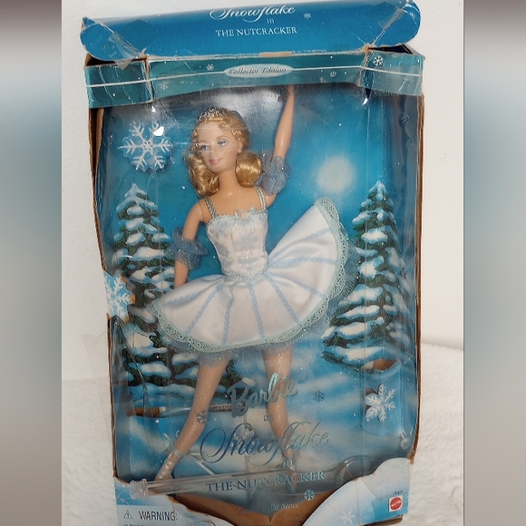 Mattel | Toys | Vintage 999 Mattel Barbie As Snow Flake In The ...